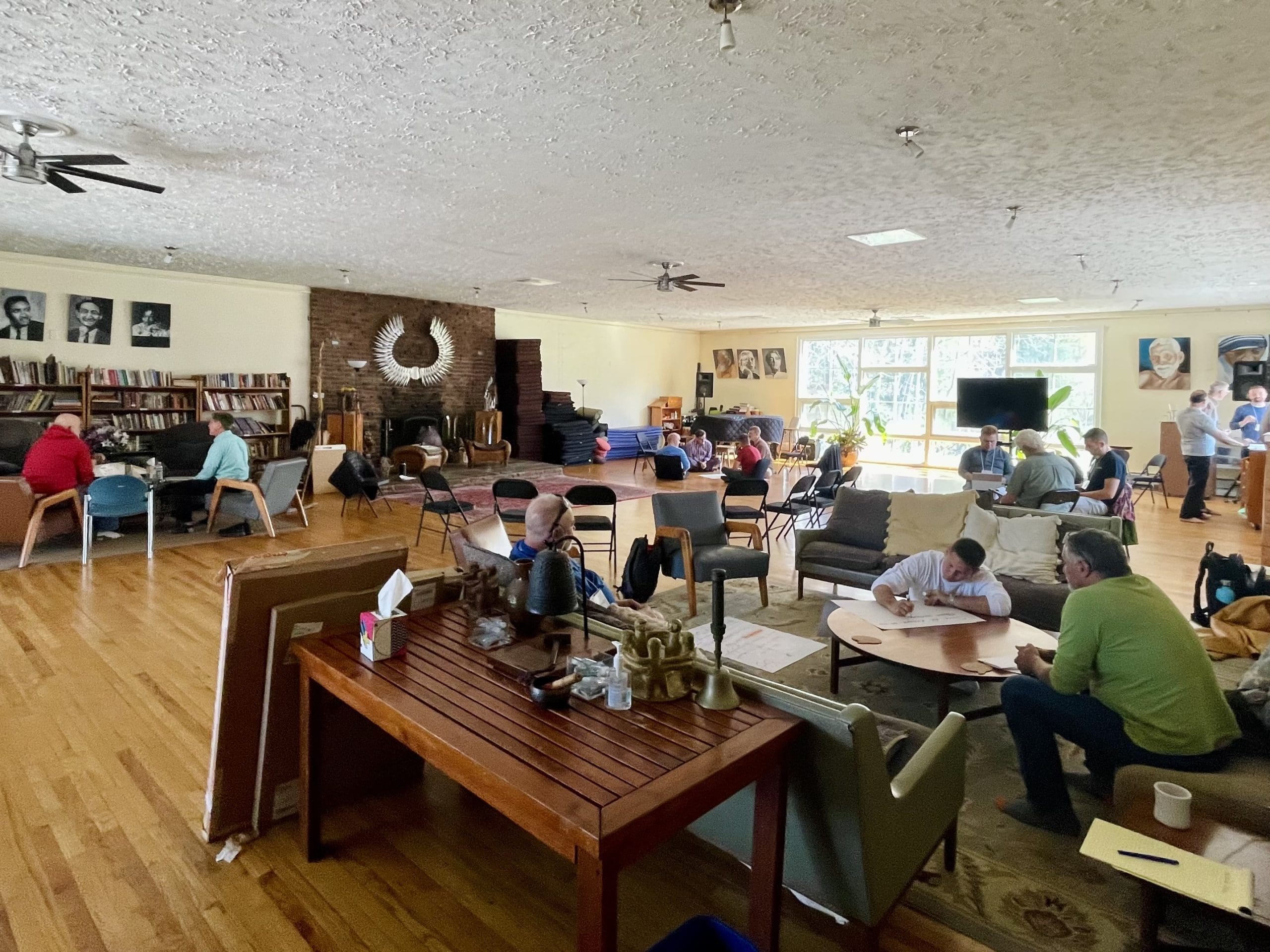 11 Tips To Make Your Team-Building Workshop A Success | CaffeinatedKyle.com